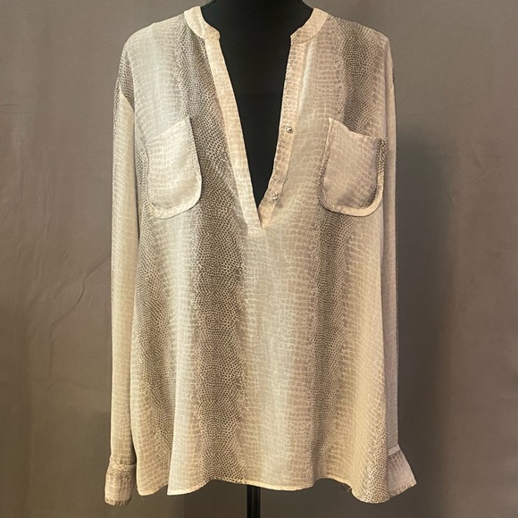 NY Collection | Tops | Beige Animal Skin Patterned Blouse | Poshmark